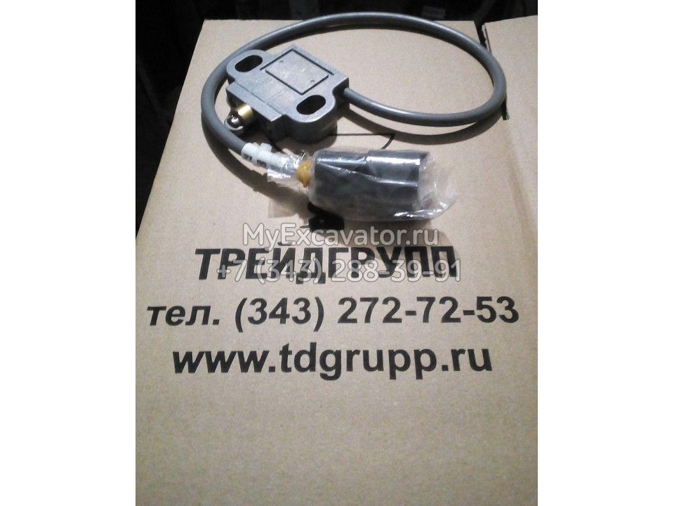 Переключатель Komatsu 14X-06-12120